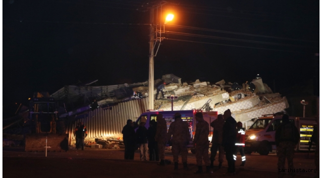 Abdurrahman BAĞCI Yazdı: TEZ SABAH OLSUN - www.tarihistan.org